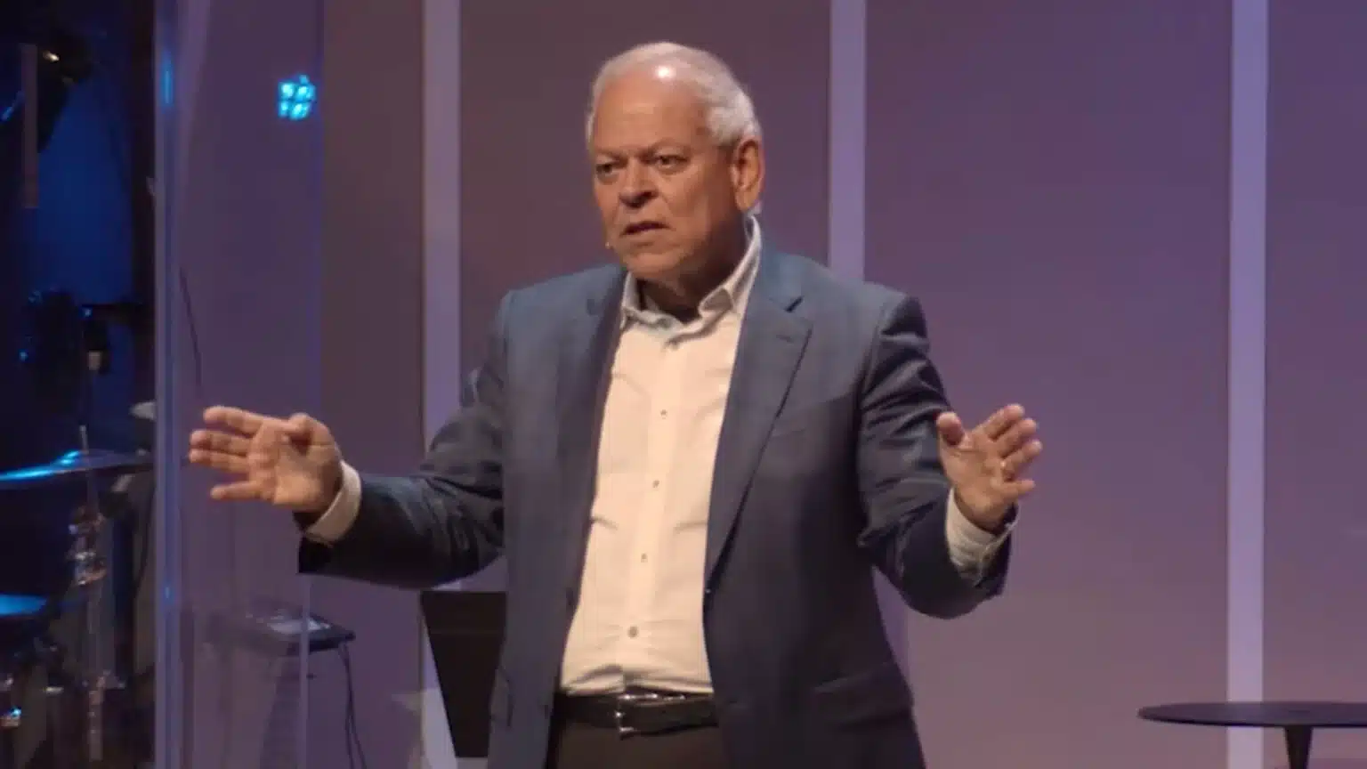 Is a Pastor's Sin a Private Matter? Johnny Hunt Lawsuit Makes That ...