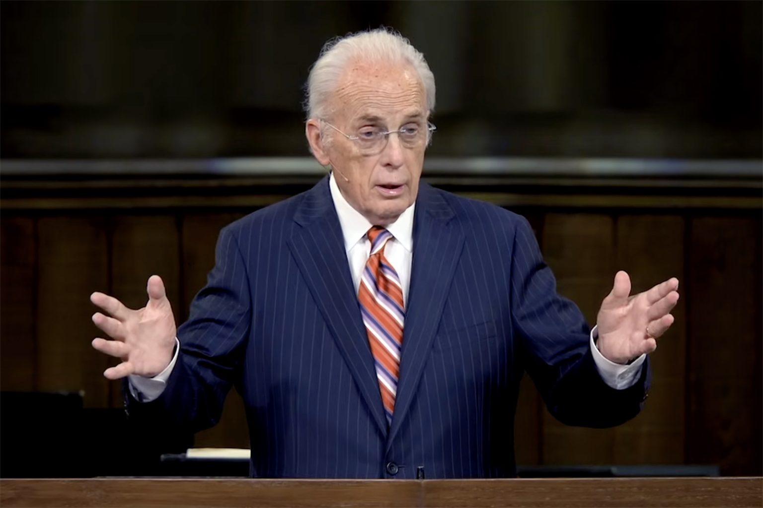 John MacArthur, Megachurch Pastor and Voice of 'Grace to You' Radio ...